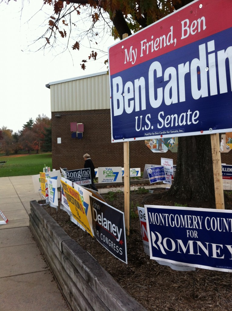 Walkway to Bauer Recreation Center Early Voting Nov 2 | Montgomery ...