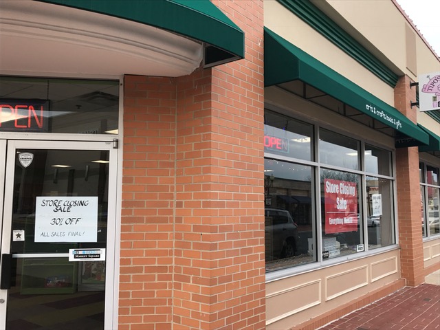 tipos toybox store kentlands market square gaithesburg | Montgomery ...