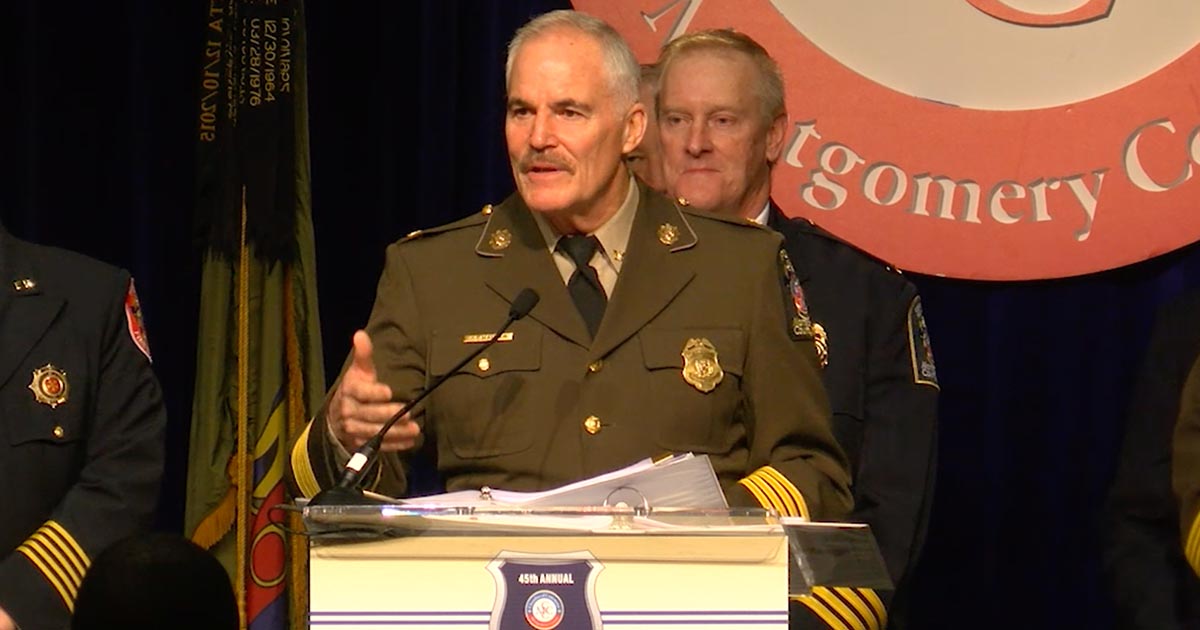 Facebook - Chief Tom Manger at the 45th Annual Public Safety Awards ...