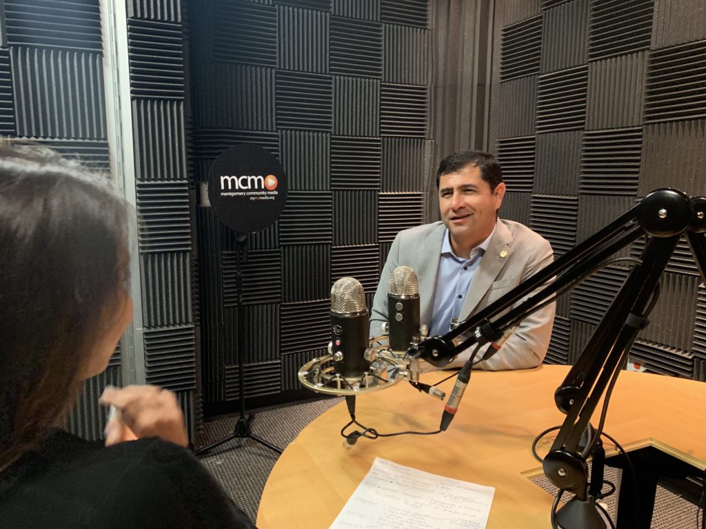 Hola Montgomery El Podcast: Gabe Albornoz, Concejal que sufre por ...