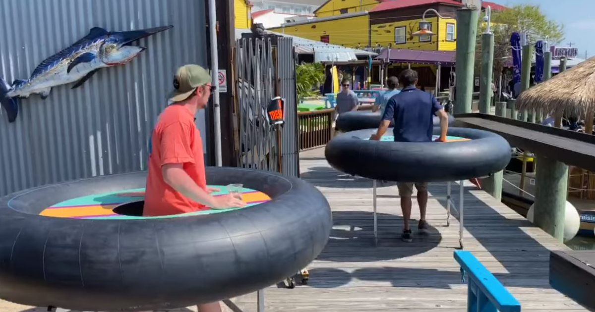 Ocean City Restaurant Uses ‘Bumper Tables’ to Promote Social Distancing ...