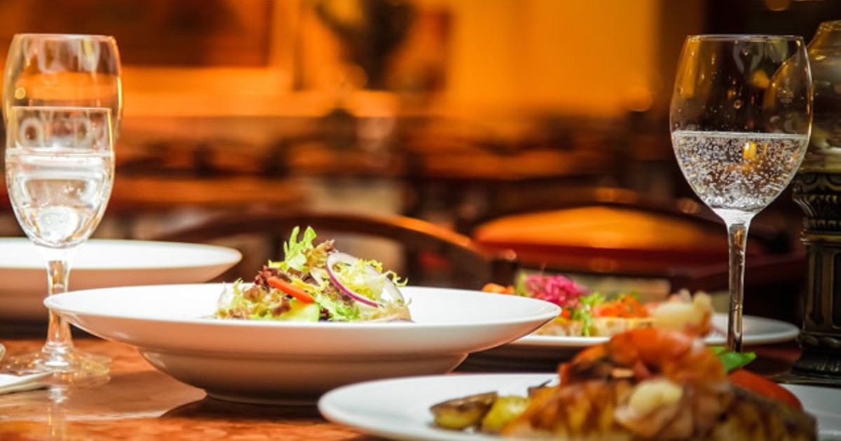 Indoor Dining Will Reopen on Valentine's Day at 25% Capacity ...
